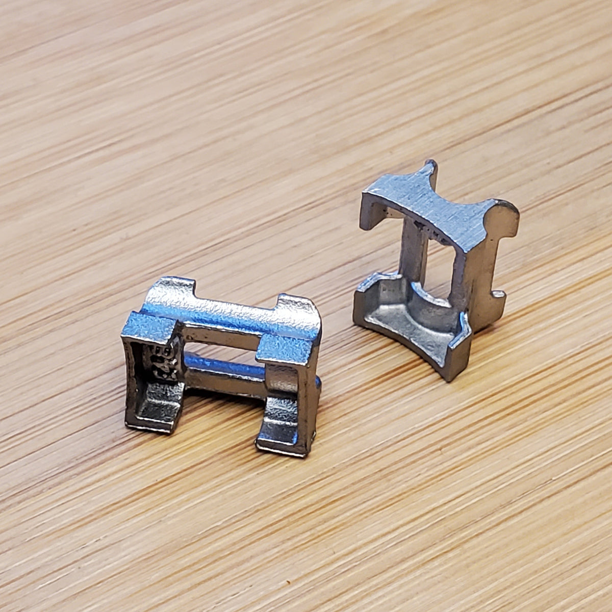 Stainless Steel Triple Full Housing Cable Guide, Cast – Metal-Guru.com