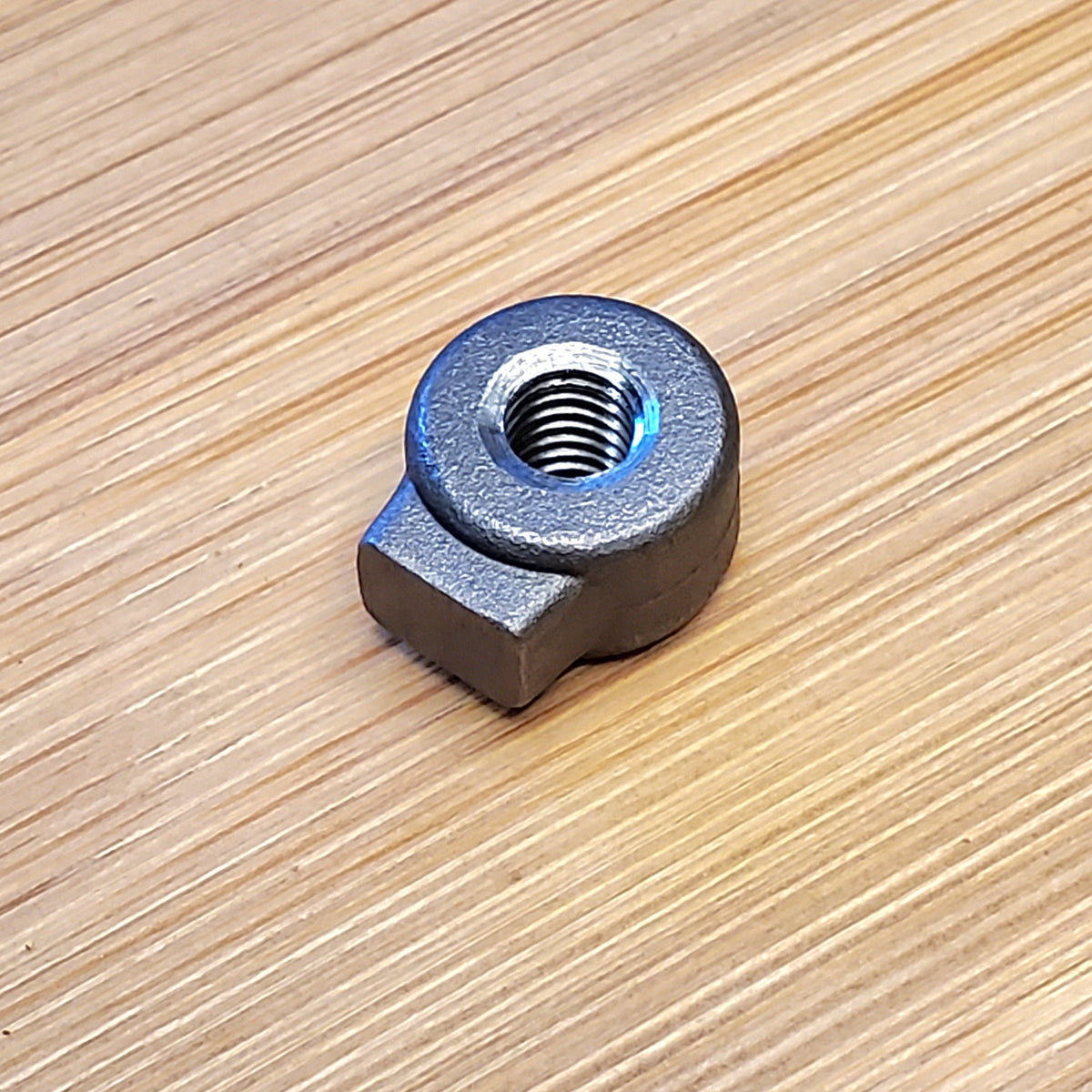 Steel Drop Out Eyelet With Foot, M5 Thread – Metal-Guru.com