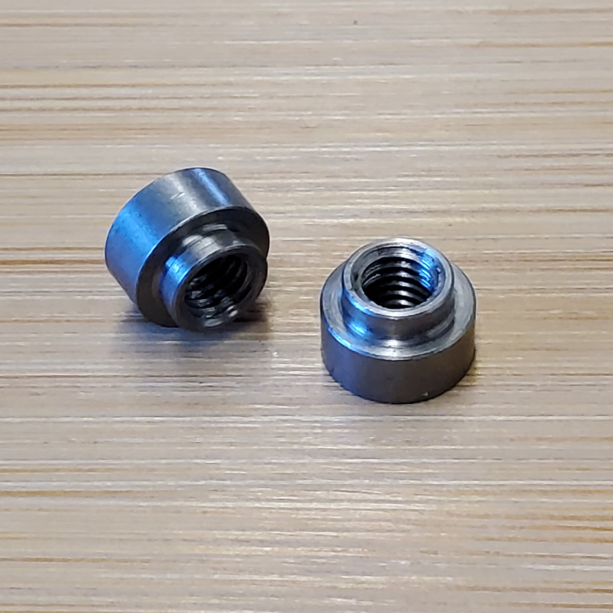 M5 Threaded Step-Down Boss, Steel – Metal-Guru.com