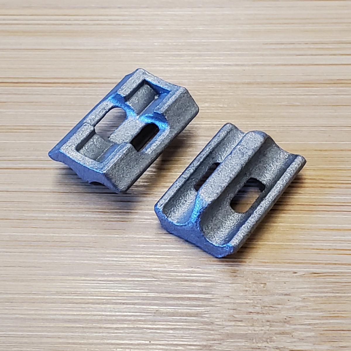 Steel Double Full Housing Cable Guide, Cast – Metal-Guru.com